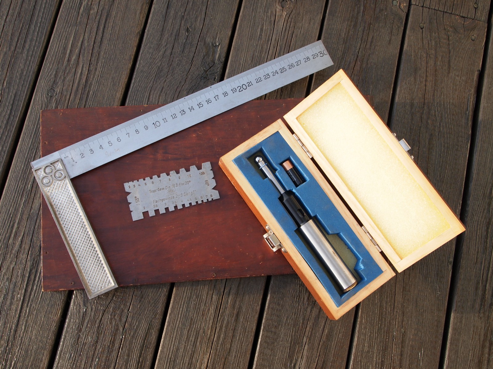 The wandering axeman: Getting Machinist's Measuring Tools Cheap